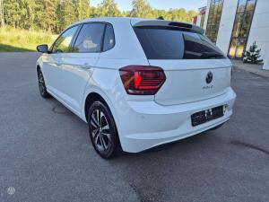 White Volkswagen Polo 2020 in Kaunas, with an engine capacity of 1.00 L and mileage of 230 thousand km for 9990 €, photo 5 on AUTOMOTO.COM.LV