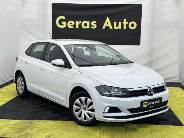 White Volkswagen Polo 2021 in Vilnius, with an engine capacity of 1.00 L and mileage of 90 thousand km for 9350 €, photo 3 on AUTOMOTO.COM.LV