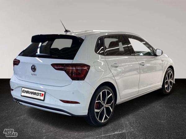 White Volkswagen Polo 2023 in Kaunas, with an engine capacity of 2.00 L and mileage of 37 thousand km for 27499 €, photo 3 on AUTOMOTO.COM.LV