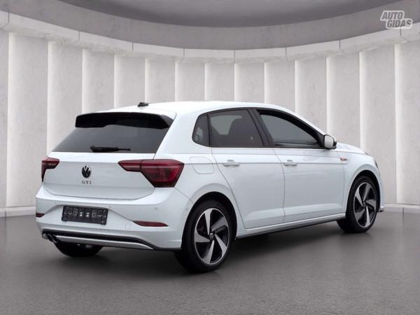 Balts Volkswagen Polo 2024 Kauņa, ar dzinēja tilpumu 2.00 L un nobraukumu 12 tūkst. km par 26499 €, foto 4 vietnē AUTOMOTO.COM.LV