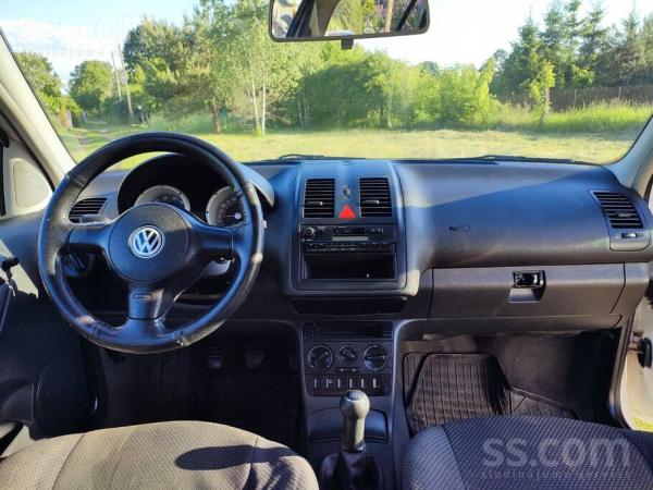 Balts Volkswagen Polo 2000 Daugavpils, ar dzinēja tilpumu 1.40 L un nobraukumu 248 tūkst. km par 1000 €, foto 3 vietnē AUTOMOTO.COM.LV