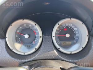 Balts Volkswagen Polo 2000 Daugavpils, ar dzinēja tilpumu 1.40 L un nobraukumu 248 tūkst. km par 1000 €, foto 8 vietnē AUTOMOTO.COM.LV