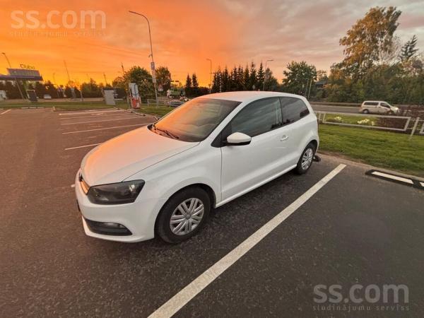 Balts Volkswagen Polo 2015 Rīga, ar dzinēja tilpumu 1.40 L un nobraukumu 320 tūkst. km par 4499 €, foto 1 vietnē AUTOMOTO.COM.LV