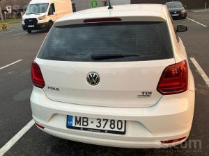 Balts Volkswagen Polo 2015 Rīga, ar dzinēja tilpumu 1.40 L un nobraukumu 320 tūkst. km par 4499 €, foto 3 vietnē AUTOMOTO.COM.LV