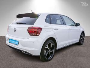 White Volkswagen Polo 2020 in Kaunas, with an engine capacity of 1.00 L and mileage of 43 thousand km for 22328 €, photo 2 on AUTOMOTO.COM.LV