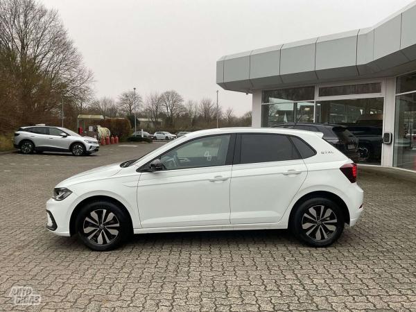 White Volkswagen Polo 2025 in Kaunas, with an engine capacity of 1.00 L and mileage of 17 thousand km for 29532 €, photo 2 on AUTOMOTO.COM.LV