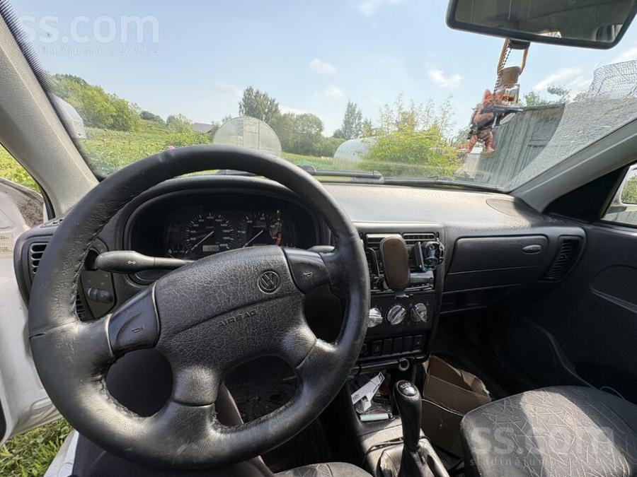 Balts Volkswagen Polo 1998 Daugavpils, ar dzinēja tilpumu 1.70 L un nobraukumu 115 tūkst. km par 500 €, foto 9 vietnē AUTOMOTO.COM.LV
