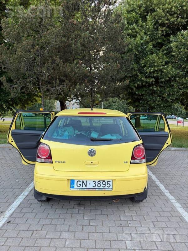 Dzeltens Volkswagen Polo 2007 Rīga, ar dzinēja tilpumu 1.40 L un nobraukumu 327 tūkst. km par 1500 €, foto 5 vietnē AUTOMOTO.COM.LV
