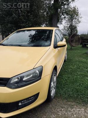 Dzeltens Volkswagen Polo 2010 Rēzekne, ar dzinēja tilpumu 1.20 L un nobraukumu 333 tūkst. km par 3800 €, foto 3 vietnē AUTOMOTO.COM.LV