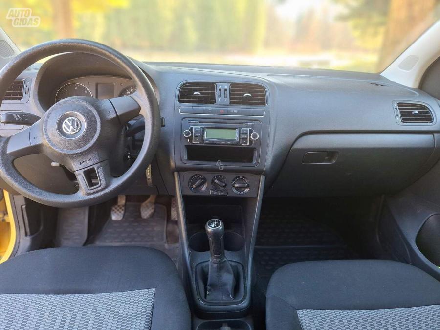 Dzeltens Volkswagen Polo 2011 Kauņa, ar dzinēja tilpumu 1.20 L un nobraukumu 143 tūkst. km par 4200 €, foto 11 vietnē AUTOMOTO.COM.LV