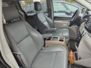Melns Volkswagen Routan 2010 Šauļi, ar dzinēja tilpumu 3.80 L un nobraukumu 227 tūkst. km par 3700 €, foto 16 vietnē AUTOMOTO.COM.LV