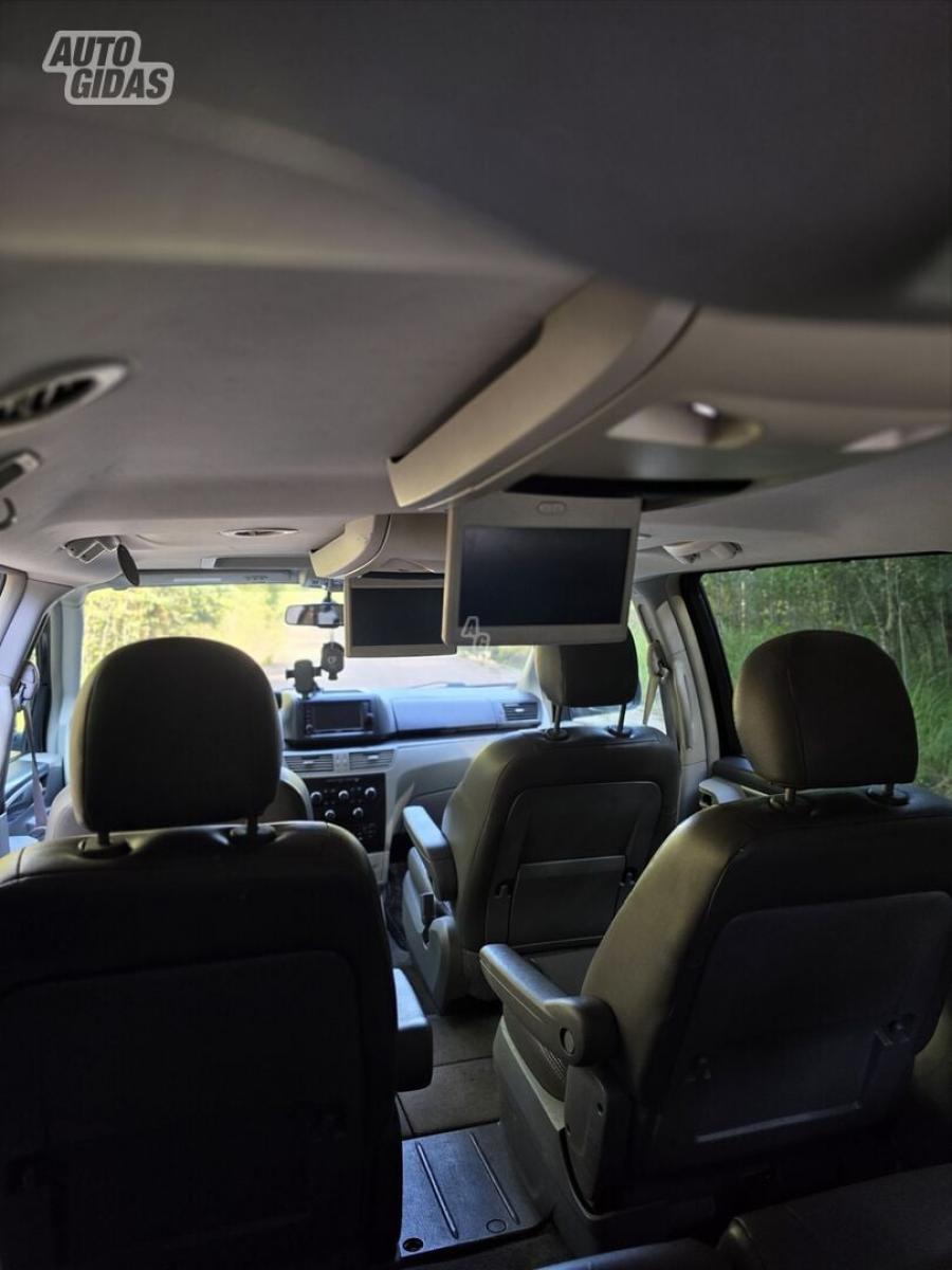 Melns Volkswagen Routan 2010 Panevēža, ar dzinēja tilpumu 3.80 L un nobraukumu 162 tūkst. km par 4999 €, foto 22 vietnē AUTOMOTO.COM.LV