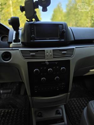 Melns Volkswagen Routan 2010 Panevēža, ar dzinēja tilpumu 3.80 L un nobraukumu 162 tūkst. km par 4999 €, foto 26 vietnē AUTOMOTO.COM.LV