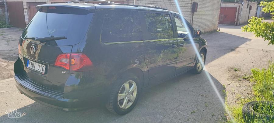 Volkswagen Routan 2008 in Kaunas, with an engine capacity of 3.80 L and mileage of 150 thousand km for 2900 €, photo 6 on AUTOMOTO.COM.LV