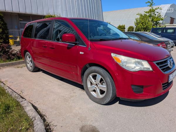 Volkswagen Routan 2010 Klaipėda, ar dzinēja tilpumu 3.80 L un nobraukumu 240 tūkst. km par 3500 €, foto 2 vietnē AUTOMOTO.COM.LV