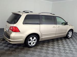 Volkswagen Routan 2009 Tallina, ar dzinēja tilpumu 4.00 L un nobraukumu 133 tūkst. km par 2999 €, foto 3 vietnē AUTOMOTO.COM.LV