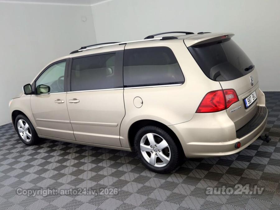 Volkswagen Routan 2009 Tallina, ar dzinēja tilpumu 4.00 L un nobraukumu 133 tūkst. km par 2999 €, foto 4 vietnē AUTOMOTO.COM.LV