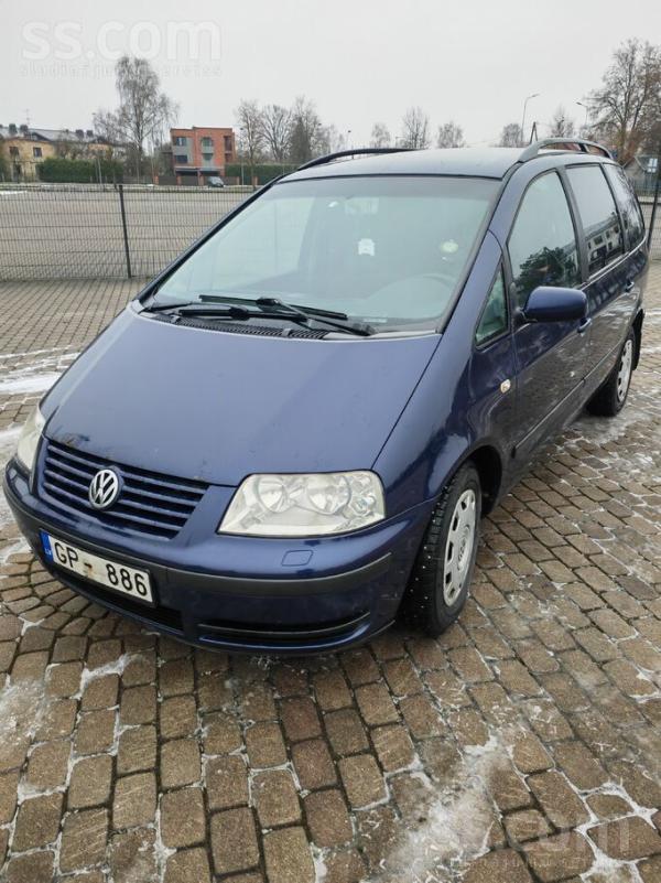 Zils Volkswagen Santana 2001 Jelgava, ar dzinēja tilpumu 2.00 L un nobraukumu 379 tūkst. km par 2100 €, foto 4 vietnē AUTOMOTO.COM.LV