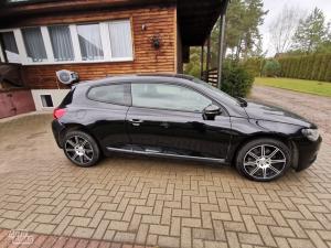 Melns Volkswagen Scirocco 2009 Kauņa, ar dzinēja tilpumu 1.40 L un nobraukumu 233 tūkst. km par 3800 €, foto 4 vietnē AUTOMOTO.COM.LV