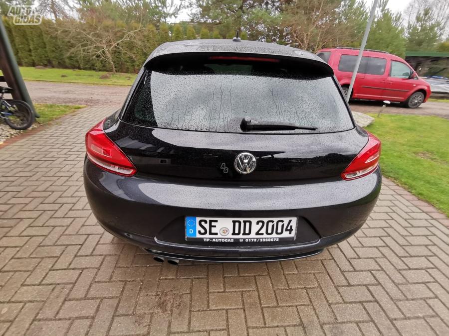 Melns Volkswagen Scirocco 2009 Kauņa, ar dzinēja tilpumu 1.40 L un nobraukumu 233 tūkst. km par 3800 €, foto 8 vietnē AUTOMOTO.COM.LV
