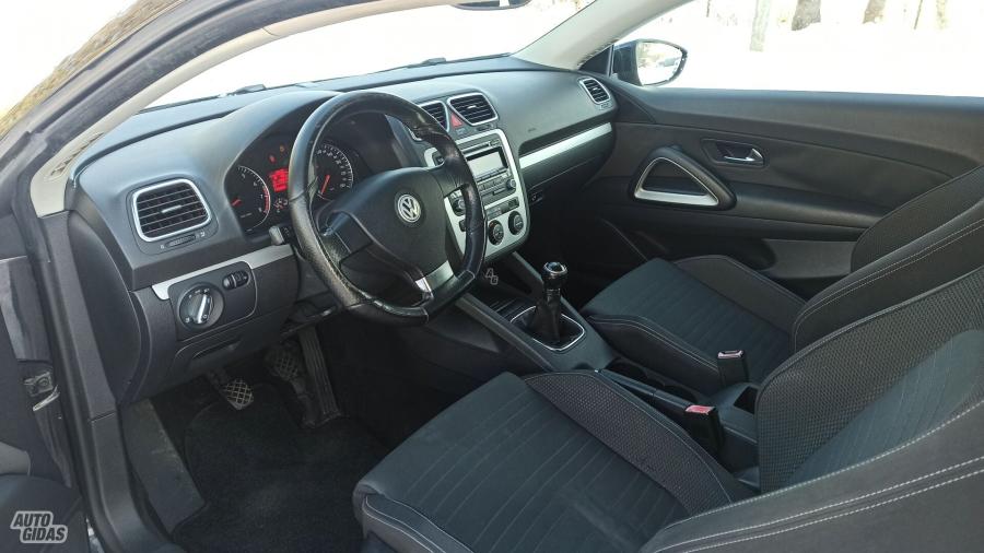 Melns Volkswagen Scirocco 2009 Širvintos, ar dzinēja tilpumu 1.40 L un nobraukumu 170 tūkst. km par 4499 €, foto 12 vietnē AUTOMOTO.COM.LV