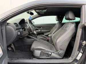 Black Volkswagen Scirocco 2009 in Tartu, with an engine capacity of 1.40 L and mileage of 273 thousand km for 5999 €, photo 8 on AUTOMOTO.COM.LV