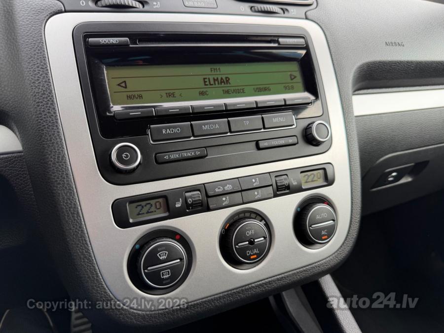 Black Volkswagen Scirocco 2009 in Tartu, with an engine capacity of 1.40 L and mileage of 273 thousand km for 5999 €, photo 13 on AUTOMOTO.COM.LV