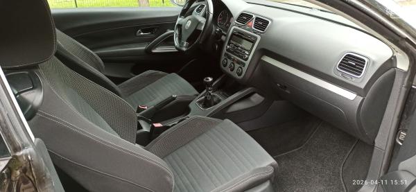 Melns Volkswagen Scirocco 2009 Širvintos, ar dzinēja tilpumu 1.40 L un nobraukumu 170 tūkst. km par 4500 €, foto 9 vietnē AUTOMOTO.COM.LV