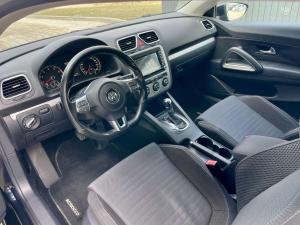 Black Volkswagen Scirocco 2009 in Vilnius, with an engine capacity of 1.39 L and mileage of 228 thousand km for 4400 €, photo 5 on AUTOMOTO.COM.LV