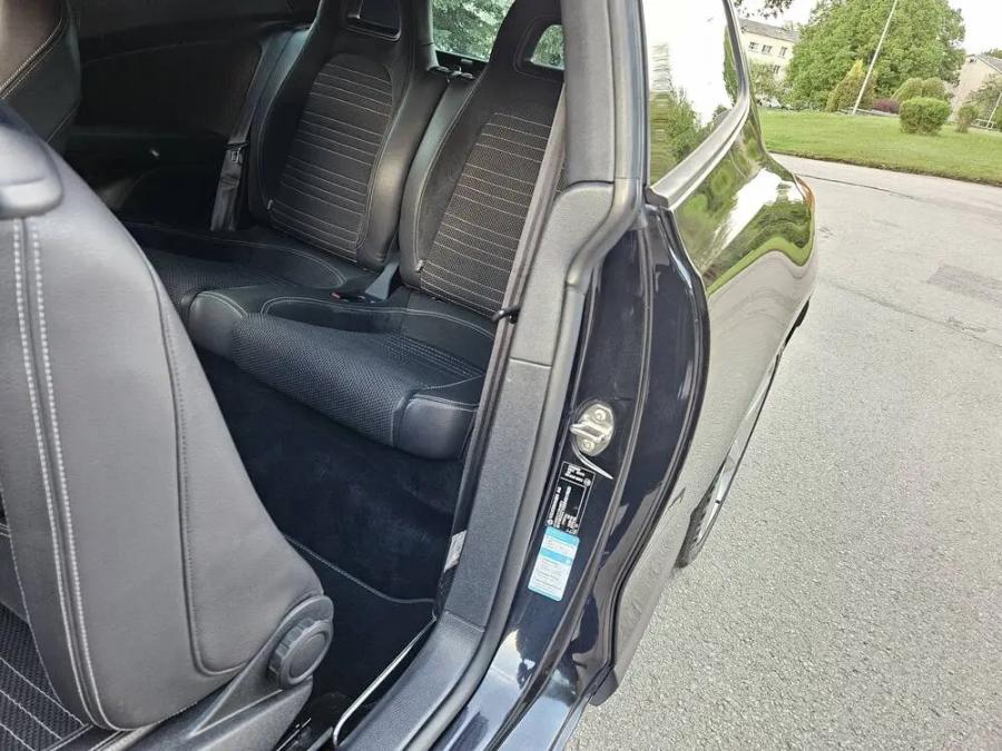 Black Volkswagen Scirocco 2009 in Jekabpils, with an engine capacity of 1.40 L and mileage of 220 thousand km for 4990 €, photo 14 on AUTOMOTO.COM.LV