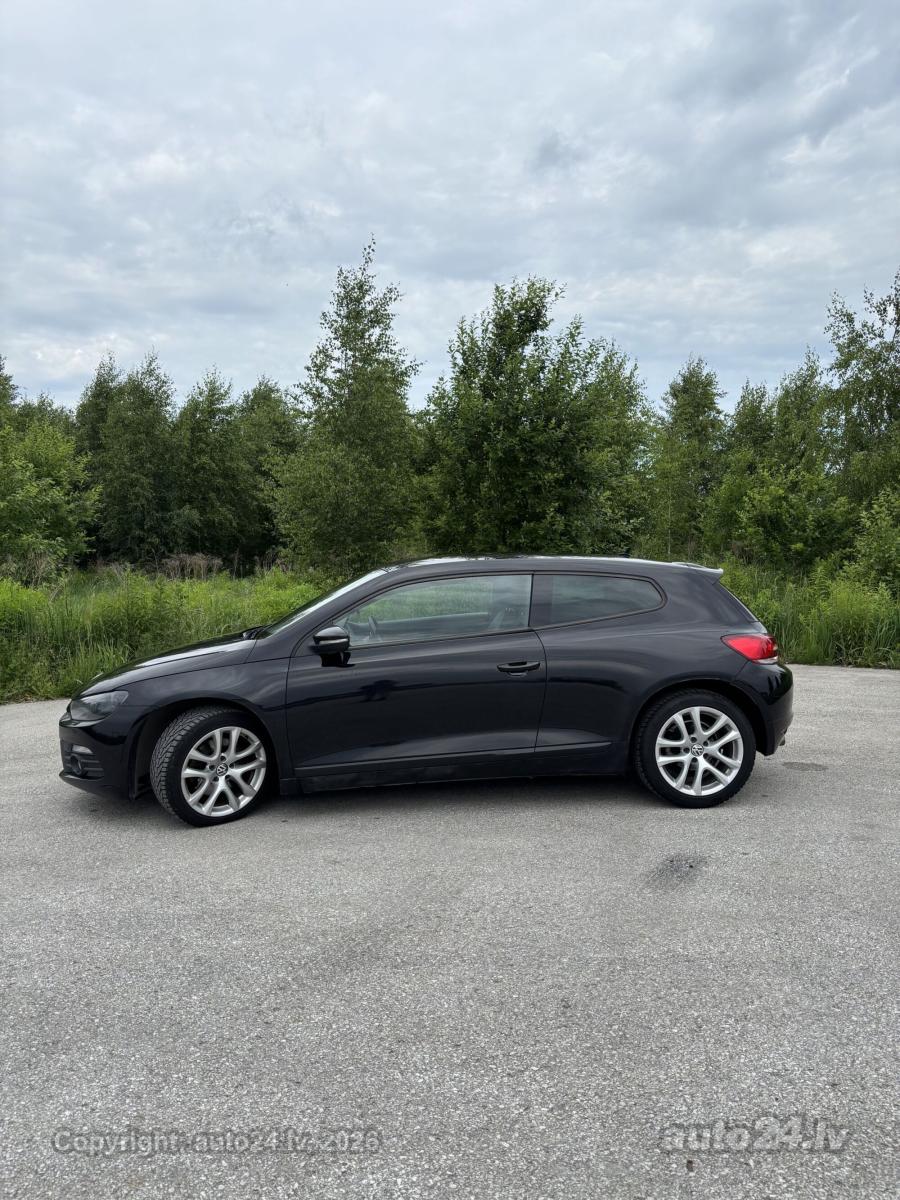 Black Volkswagen Scirocco 2009 in Tartu, with an engine capacity of 2.00 L and mileage of 203 thousand km for 5490 €, photo 11 on AUTOMOTO.COM.LV