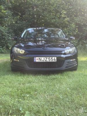 Black Volkswagen Scirocco 2009 in Kaunas, with an engine capacity of 1.39 L and mileage of 207 thousand km for 4500 €, photo  on AUTOMOTO.COM.LV