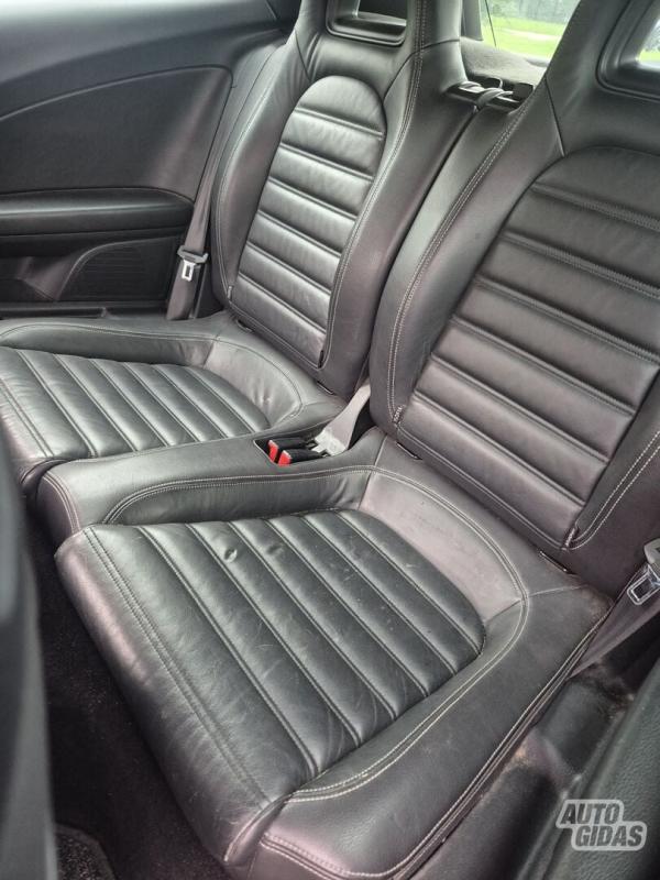 Black Volkswagen Scirocco 2009 in Vilnius, with an engine capacity of 2.00 L and mileage of 415 thousand km for 3900 €, photo 8 on AUTOMOTO.COM.LV