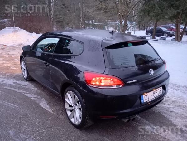 Black Volkswagen Scirocco 2010 in Riga, with an engine capacity of 2.00 L and mileage of 332 thousand km for 5200 €, photo 4 on AUTOMOTO.COM.LV