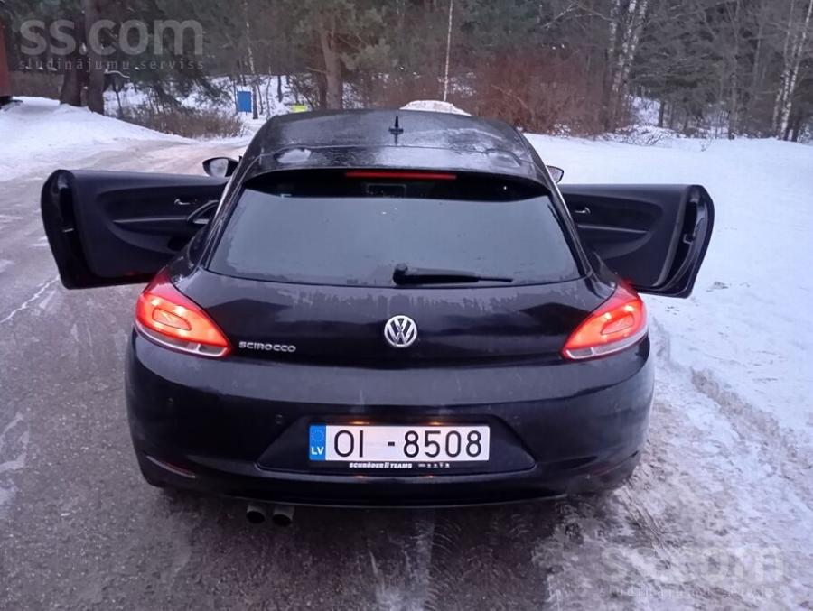 Black Volkswagen Scirocco 2010 in Riga, with an engine capacity of 2.00 L and mileage of 332 thousand km for 5200 €, photo 8 on AUTOMOTO.COM.LV