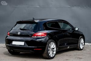 Melns Volkswagen Scirocco 2010 Kauņa, ar dzinēja tilpumu 1.40 L un nobraukumu 171 tūkst. km par 4300 €, foto 5 vietnē AUTOMOTO.COM.LV