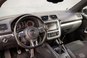 Melns Volkswagen Scirocco 2010 Kauņa, ar dzinēja tilpumu 1.40 L un nobraukumu 171 tūkst. km par 4300 €, foto 8 vietnē AUTOMOTO.COM.LV