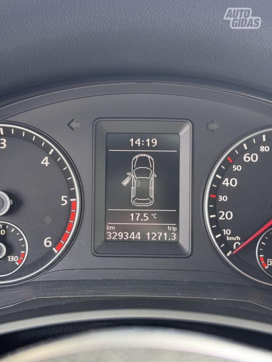 Melns Volkswagen Scirocco 2010 Viļņa, ar dzinēja tilpumu 2.00 L un nobraukumu 330 tūkst. km par 4200 €, foto 14 vietnē AUTOMOTO.COM.LV