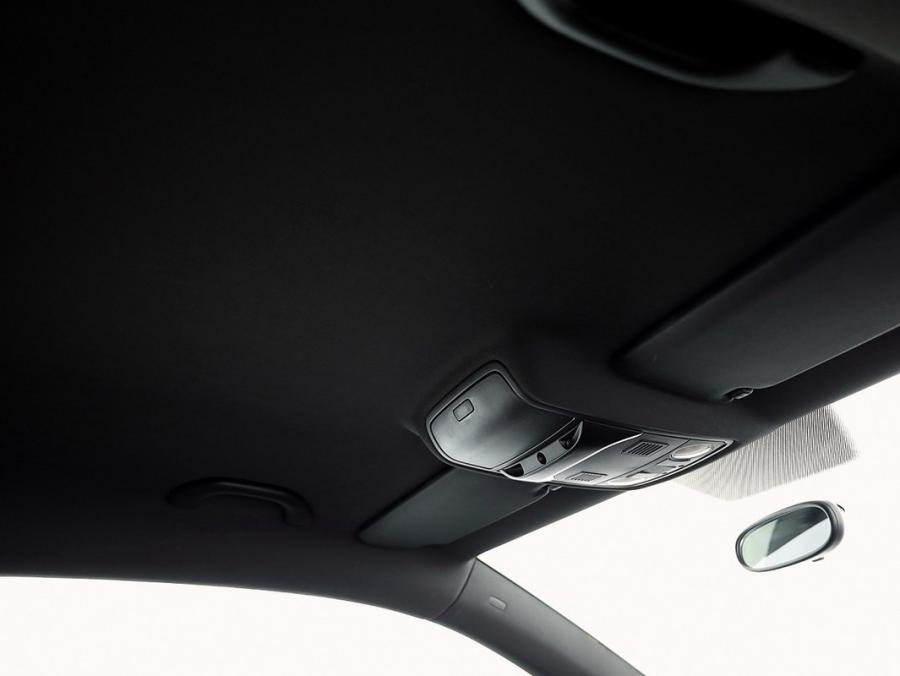 Melns Volkswagen Scirocco 2010 Tallina, ar dzinēja tilpumu 2.00 L un nobraukumu 196 tūkst. km par 4499 €, foto 17 vietnē AUTOMOTO.COM.LV