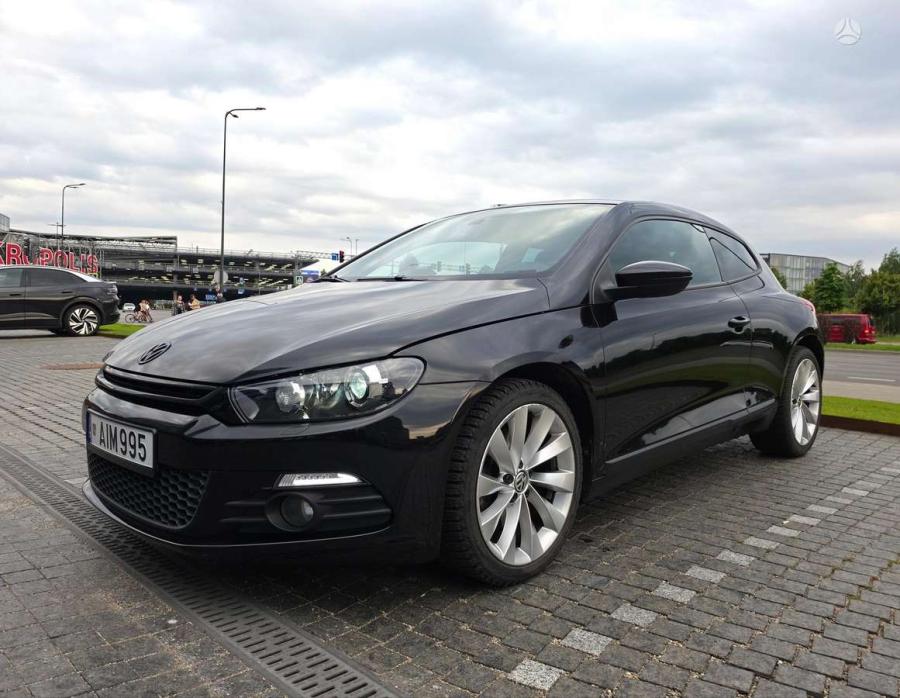Black Volkswagen Scirocco 2010 in Kaunas, with an engine capacity of 1.39 L and mileage of 158 thousand km for 6550 €, photo 3 on AUTOMOTO.COM.LV