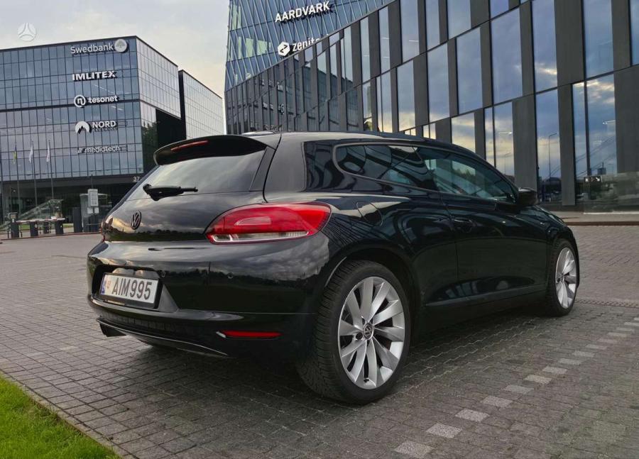 Black Volkswagen Scirocco 2010 in Kaunas, with an engine capacity of 1.39 L and mileage of 158 thousand km for 6550 €, photo 8 on AUTOMOTO.COM.LV
