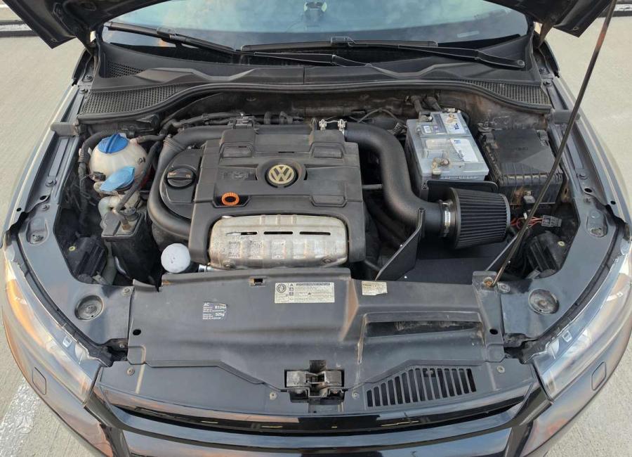 Black Volkswagen Scirocco 2010 in Kaunas, with an engine capacity of 1.39 L and mileage of 158 thousand km for 6550 €, photo 15 on AUTOMOTO.COM.LV
