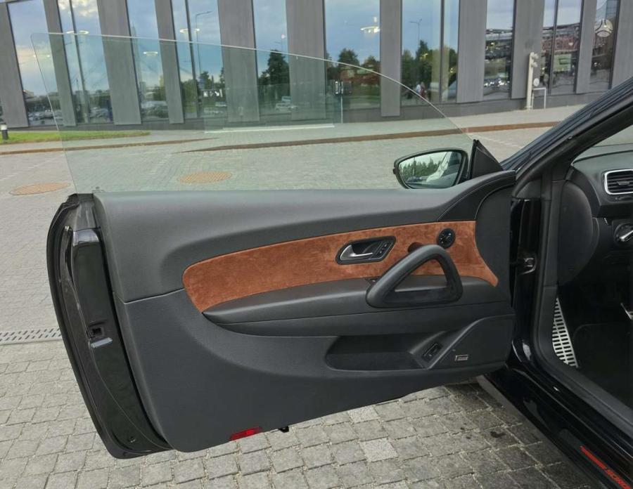 Black Volkswagen Scirocco 2010 in Kaunas, with an engine capacity of 1.39 L and mileage of 158 thousand km for 6550 €, photo 17 on AUTOMOTO.COM.LV