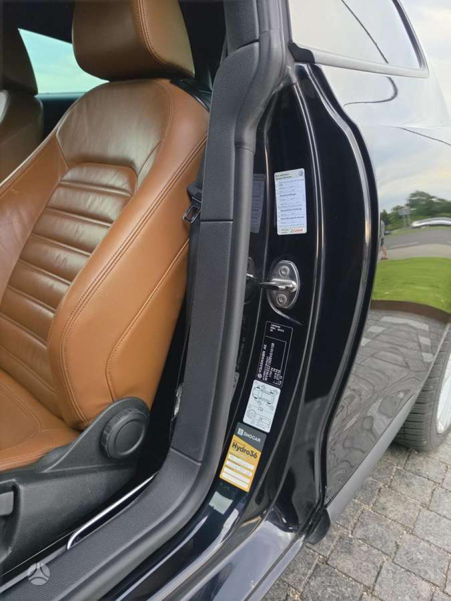 Black Volkswagen Scirocco 2010 in Kaunas, with an engine capacity of 1.39 L and mileage of 158 thousand km for 6550 €, photo 19 on AUTOMOTO.COM.LV