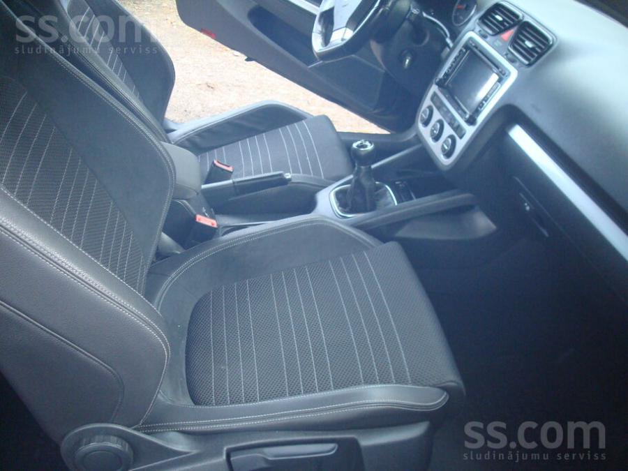 Black Volkswagen Scirocco 2009 in Riga, with an engine capacity of 1.40 L and mileage of 260 thousand km for 4900 €, photo 15 on AUTOMOTO.COM.LV