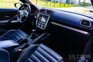Melns Volkswagen Scirocco 2009 Rīga, ar dzinēja tilpumu 2.00 L un nobraukumu 375 tūkst. km par 3190 €, foto 11 vietnē AUTOMOTO.COM.LV