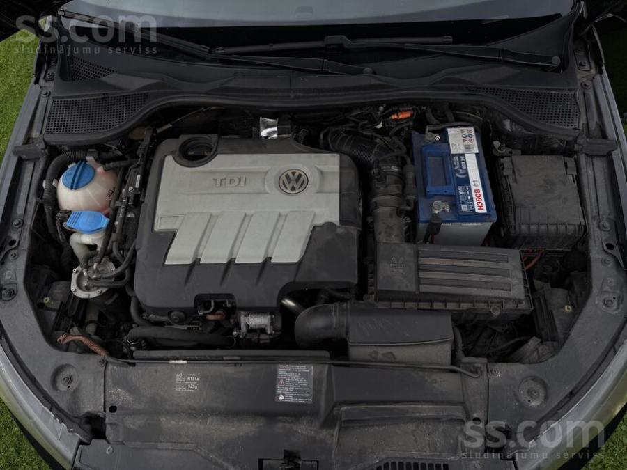 Black Volkswagen Scirocco 2009 in Riga, with an engine capacity of 2.00 L and mileage of 300 thousand km for 5200 €, photo 14 on AUTOMOTO.COM.LV