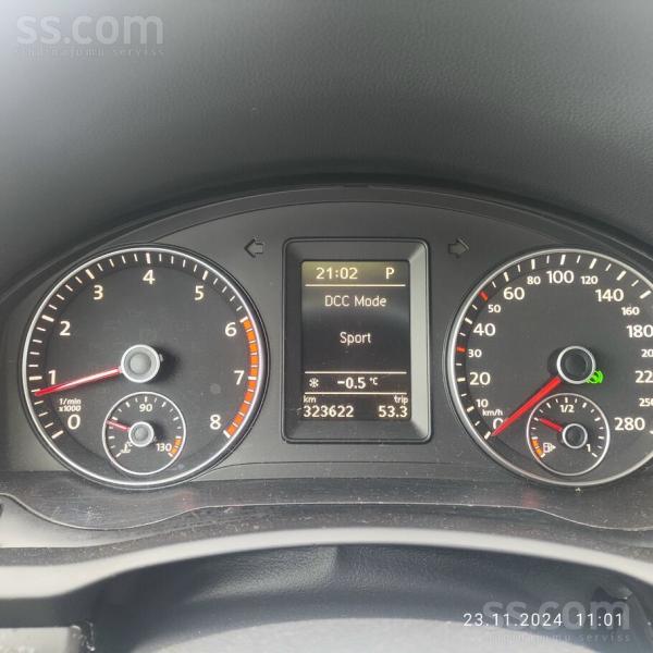 Black Volkswagen Scirocco 2010 in Riga, with an engine capacity of 2.00 L and mileage of 323 thousand km for 8300 €, photo 9 on AUTOMOTO.COM.LV