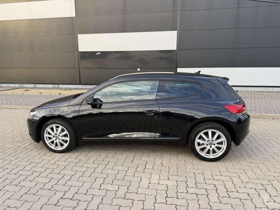 Black Volkswagen Scirocco 2011 in Panevezys, with an engine capacity of 1.39 L and mileage of 185 thousand km for 5600 €, photo 12 on AUTOMOTO.COM.LV