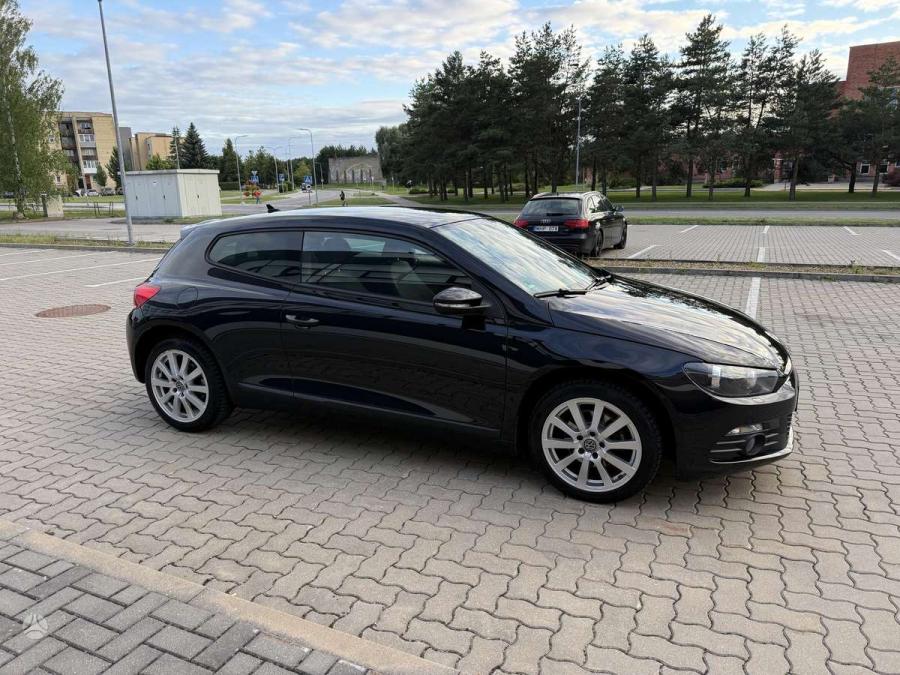 Black Volkswagen Scirocco 2011 in Panevezys, with an engine capacity of 1.39 L and mileage of 185 thousand km for 5600 €, photo 14 on AUTOMOTO.COM.LV